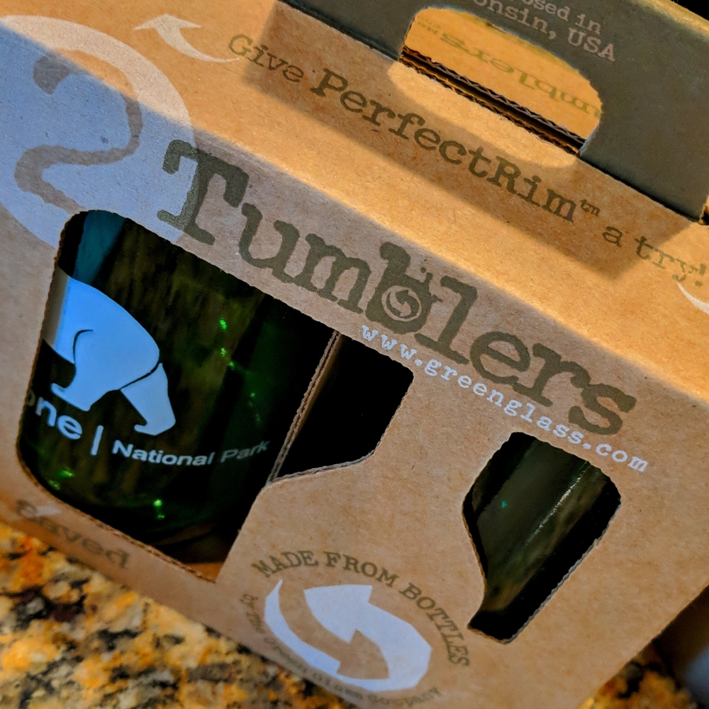 Nip Yellowstone 2 Glass Set - Gem